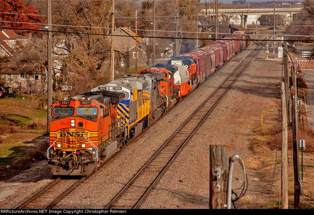 BNSF 5621 Leads H-LINKCK1-14